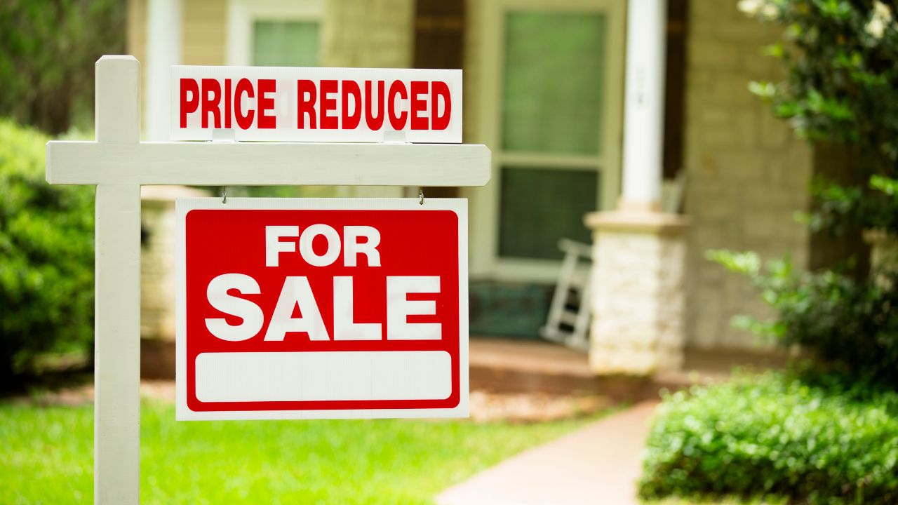 Why Overpricing Your House Can Cost You | BG Real Estate